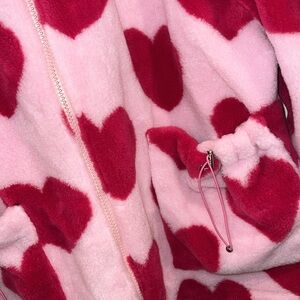 Aelfric Eden | Tops | Fuzzy Heart Teddy Bear Sherpa Snuggie Blanket ...